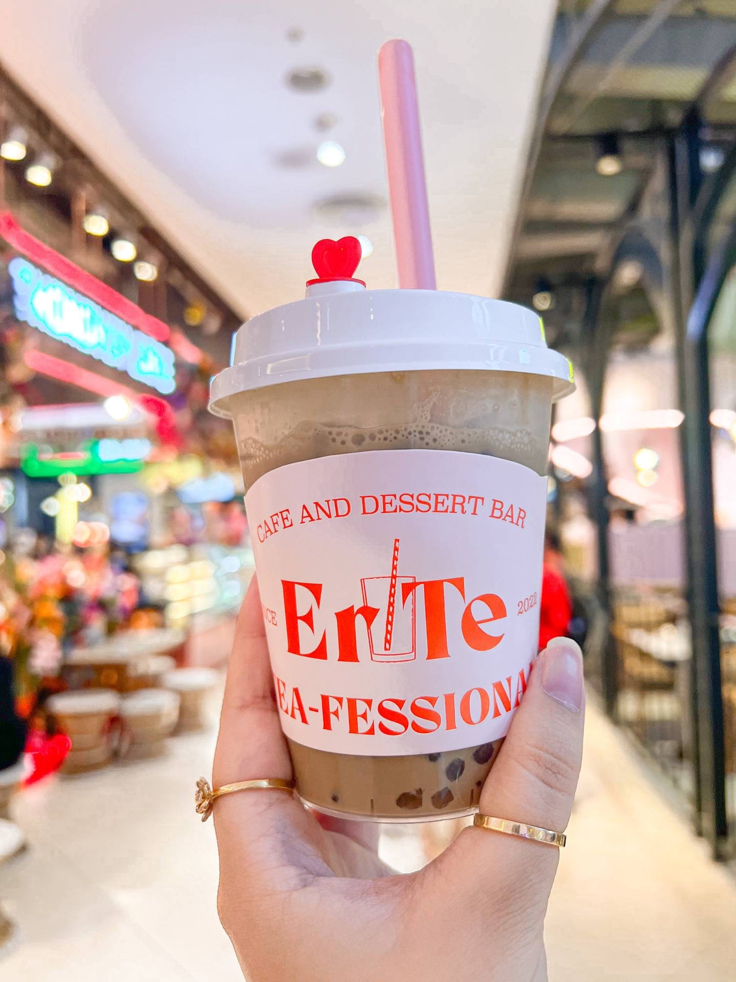 รีวิว Er Te Cafe สาขา Siam Paragon สยามพารากอน - ตามรอยร้านชานมในงานวัน ...