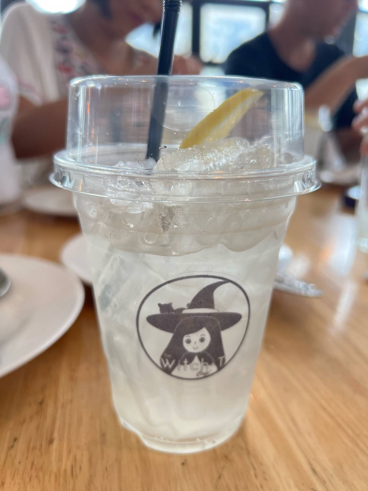 รีวิว The Witch-tcafe หล่มสัก - อิ่ม อร่อย สบายๆ เหมาะสังสรรค์ มีกิจกรรมให้เด็กทำไม่น่าเบื่อ