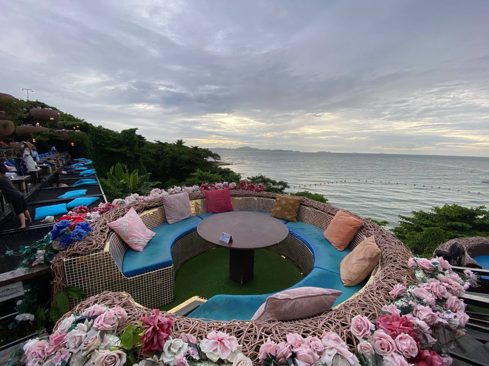 รูป 3 Mermaids Cafe & Restaurant