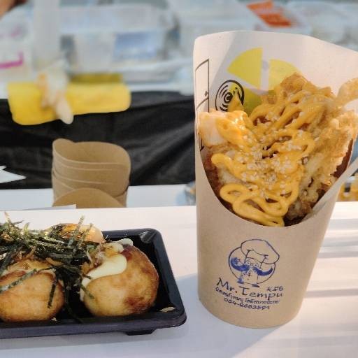 รีวิว mr.tempu เทมปุระลาวาชีส สาขาเซนทรัลมหาชัย - ทาโกะยากิ อร่อยมาก