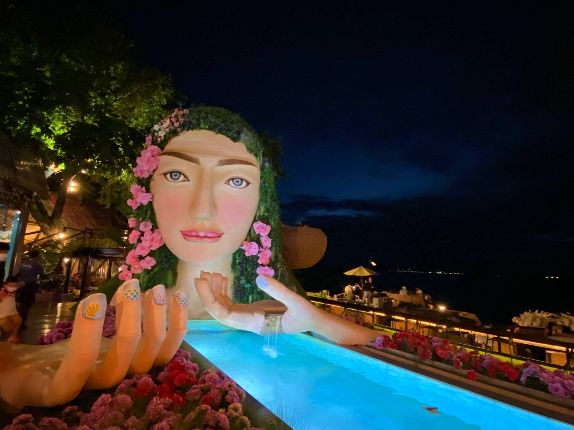 รูป 3 Mermaids Cafe & Restaurant