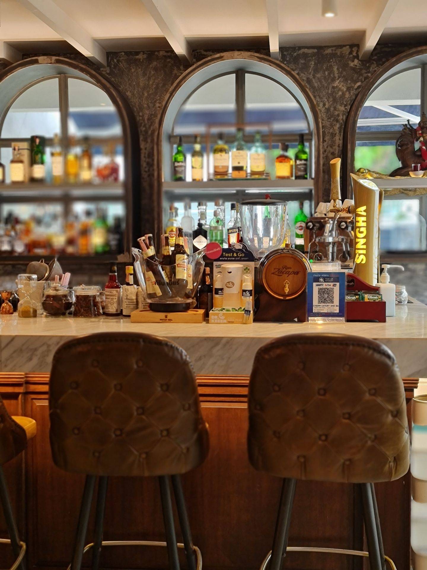 รูป Charm Eatery and Bar ราชครู