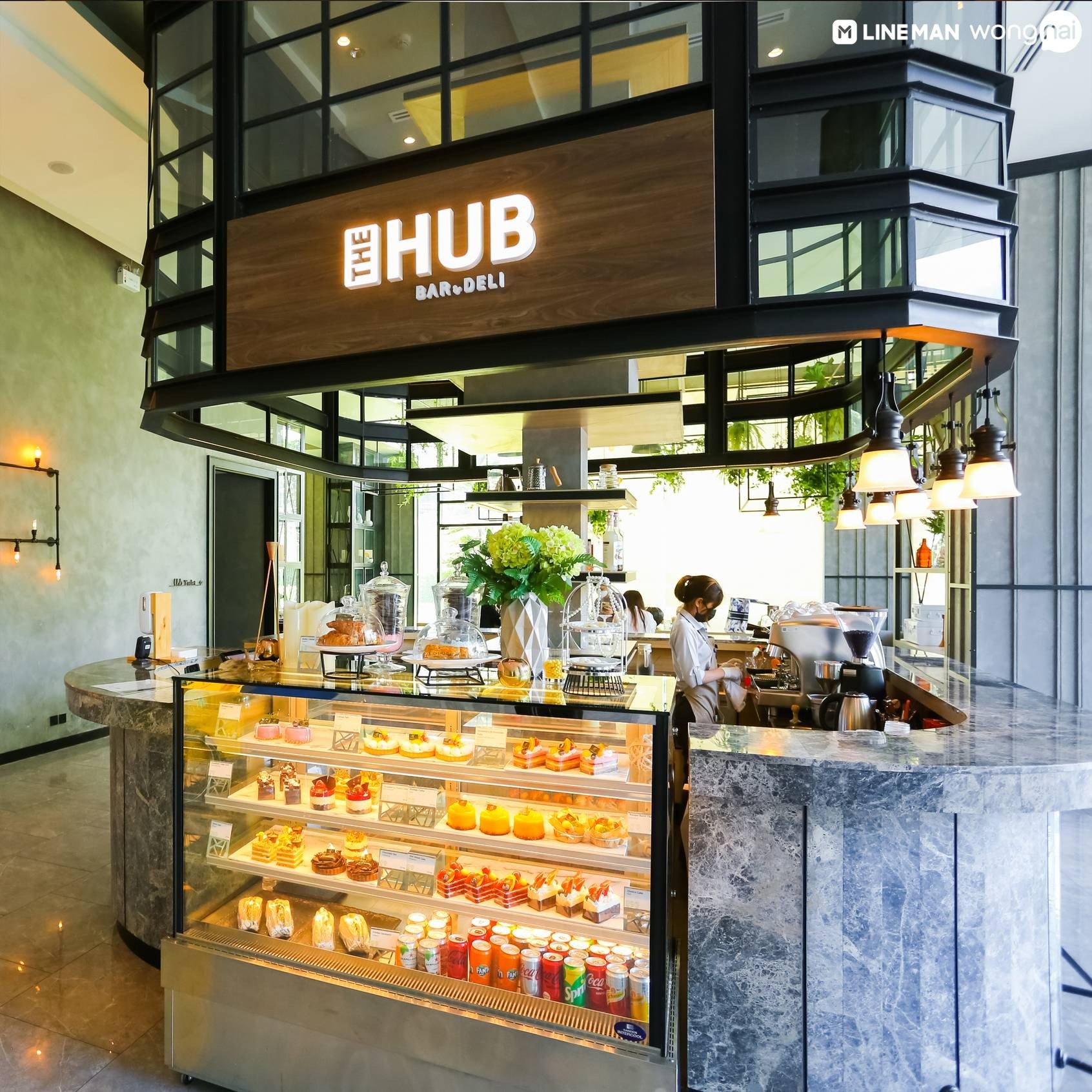 รูป The Hub Bar & Deli by Holiday Inn Siracha