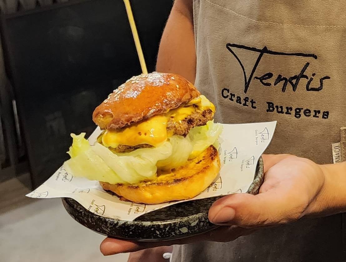 Tentis Craft Burgers เรวดี - สั่งอาหารเดลิเวอรี | Wongnai x LINE MAN