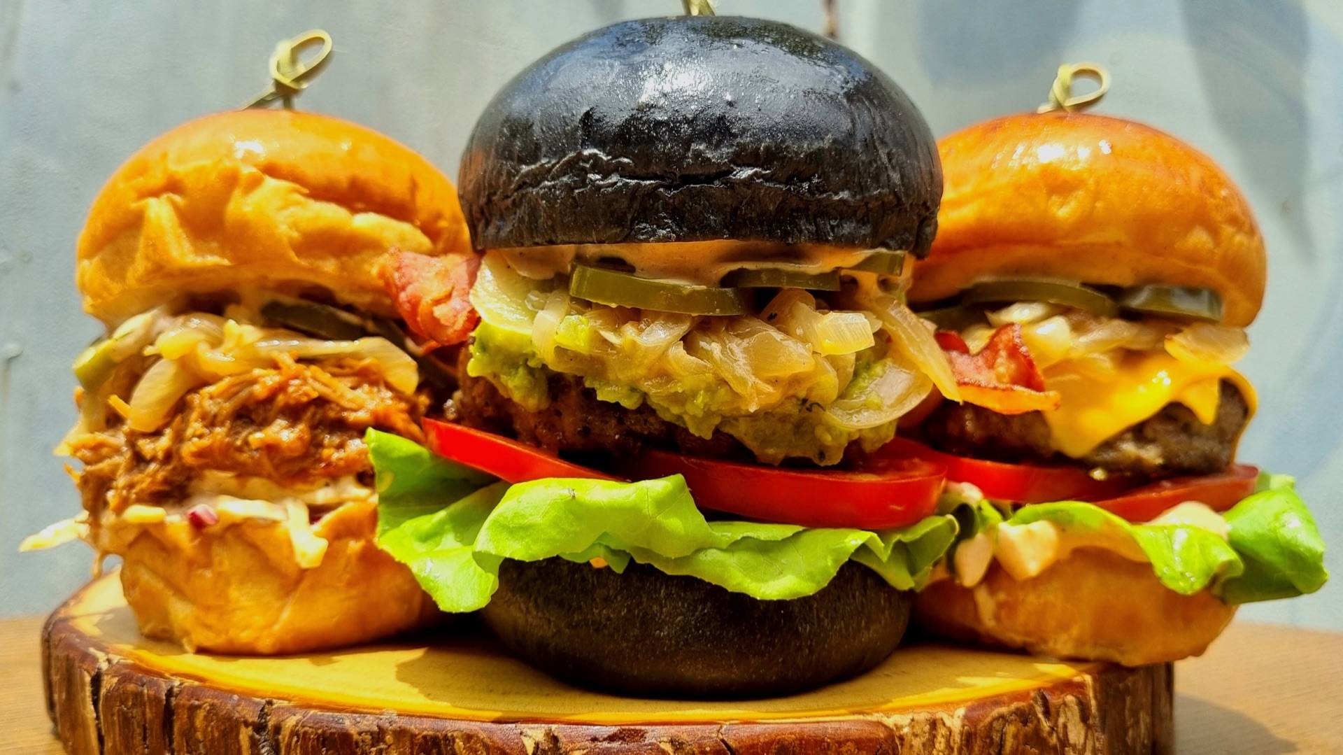 Burger Lab Burger Lab สีลม - สั่งอาหารเดลิเวอรี | Wongnai x LINE MAN