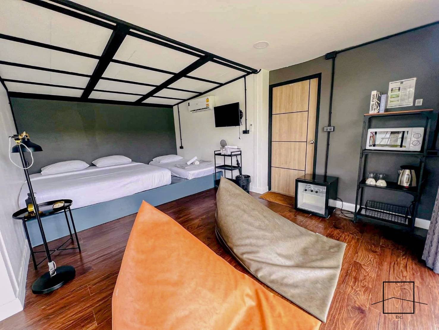 รูป Esc base camp เขาใหญ่ ปราจีนบุรี
