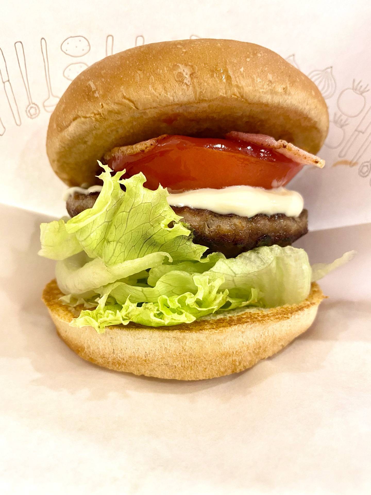 รีวิว MOS BURGER Central World - MS001 - BLT Burger Beef - Wongnai