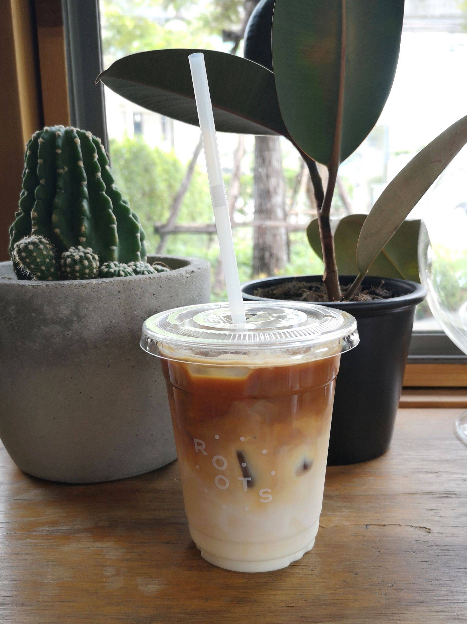 รีวิว Roots at Sathon Bhiraj Sathon - กาแฟอร่อย ใกล้รถไฟฟ้า - Wongnai