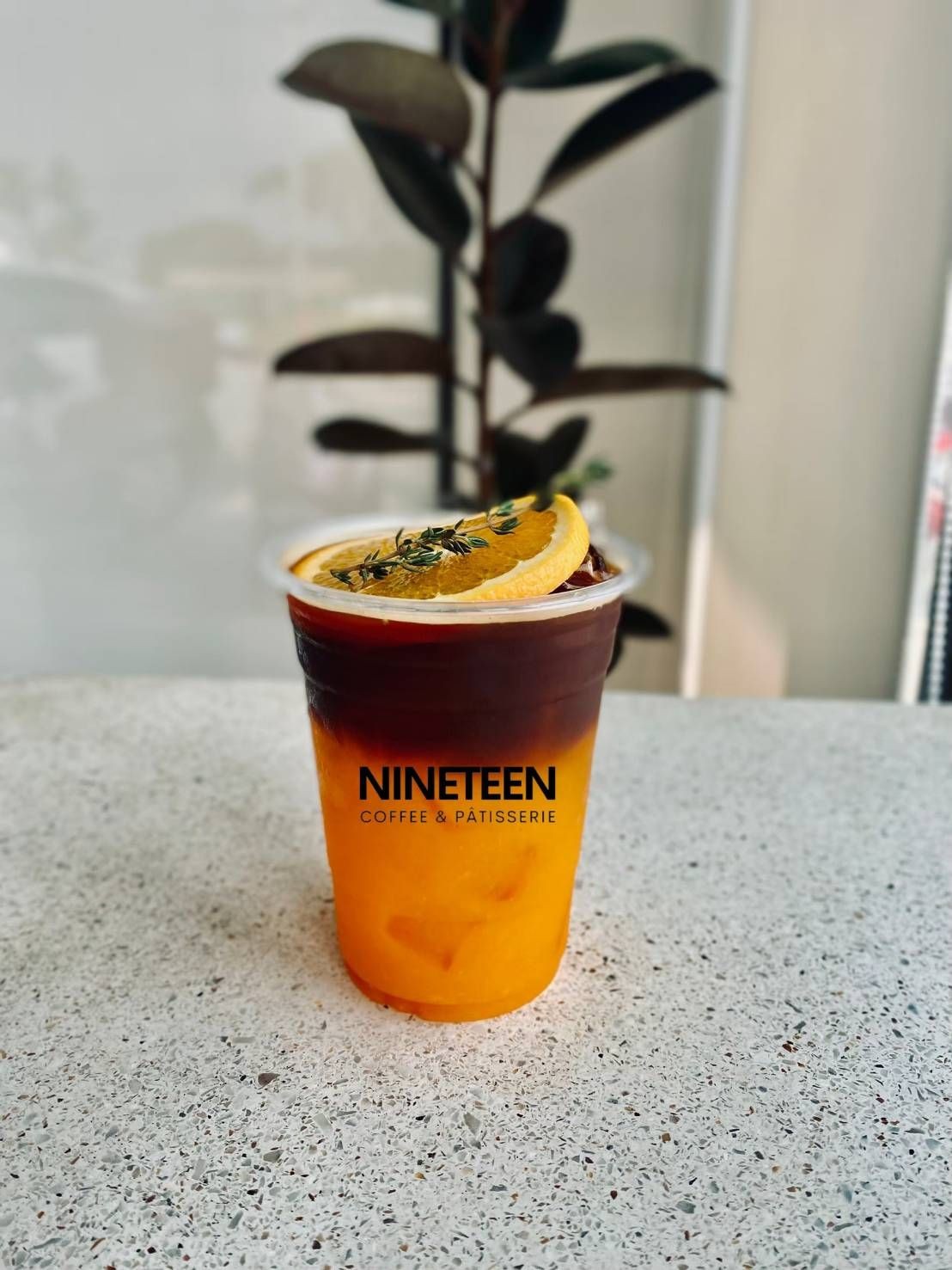 รูป 19 Nineteen Coffee & Pâtisserie ล้านเมือง
