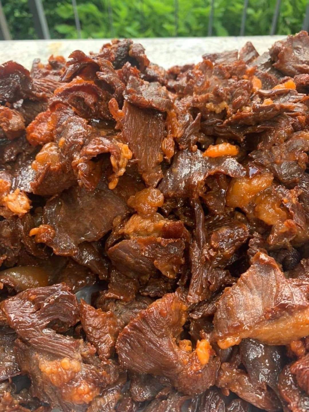 รูป เนื้อแดดเดียวทอด เนื้อย่าง น้ำตก สลัดเนื้อ ฮาลาล วัดด่านสำโรง - Wongnai