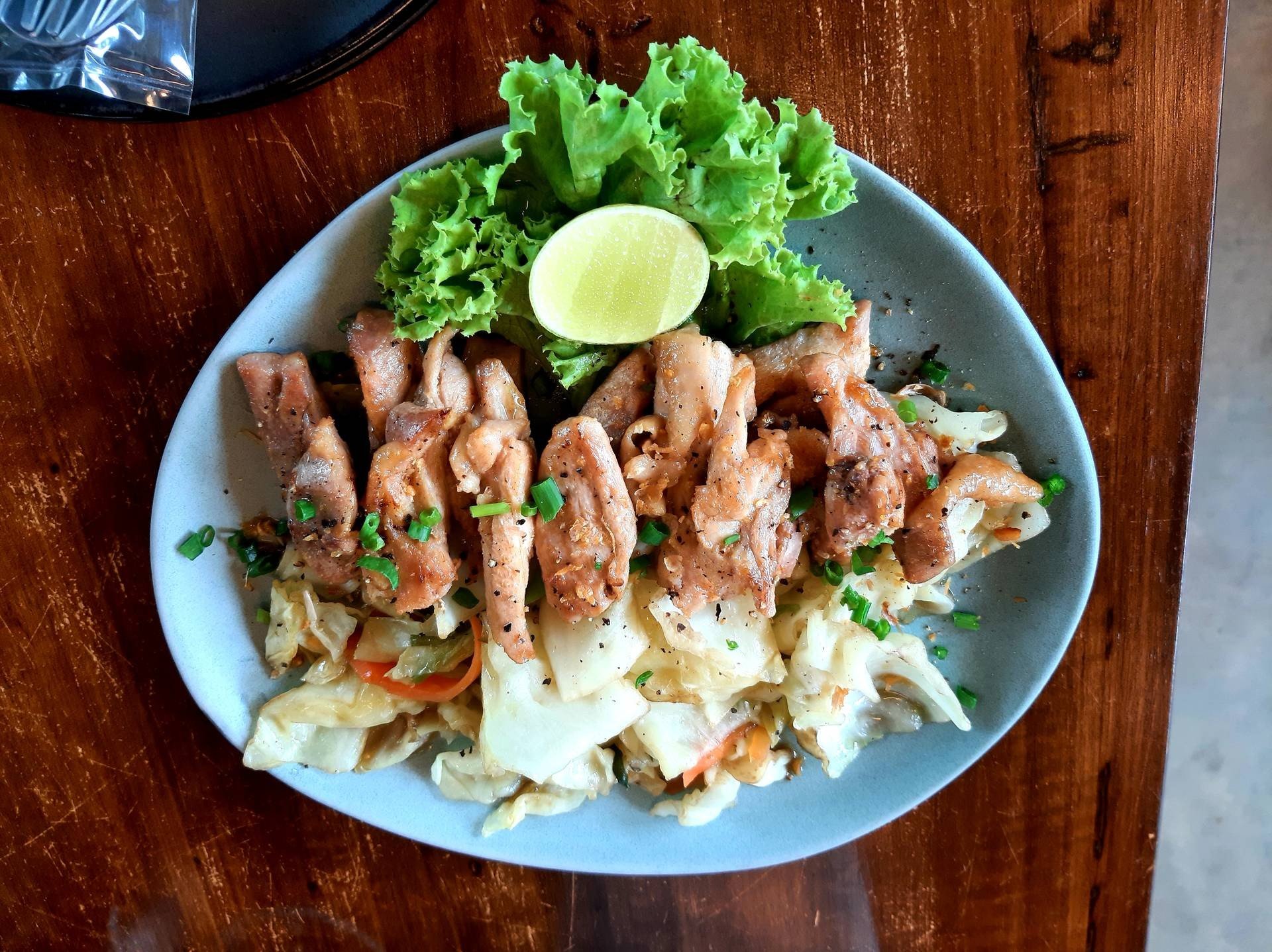 รีวิว REST WAY CAFE & BISTRO เรสต์เวย์คาเฟ่แอนด์บิสโทร - ดูเหมือนใหญ่ ...