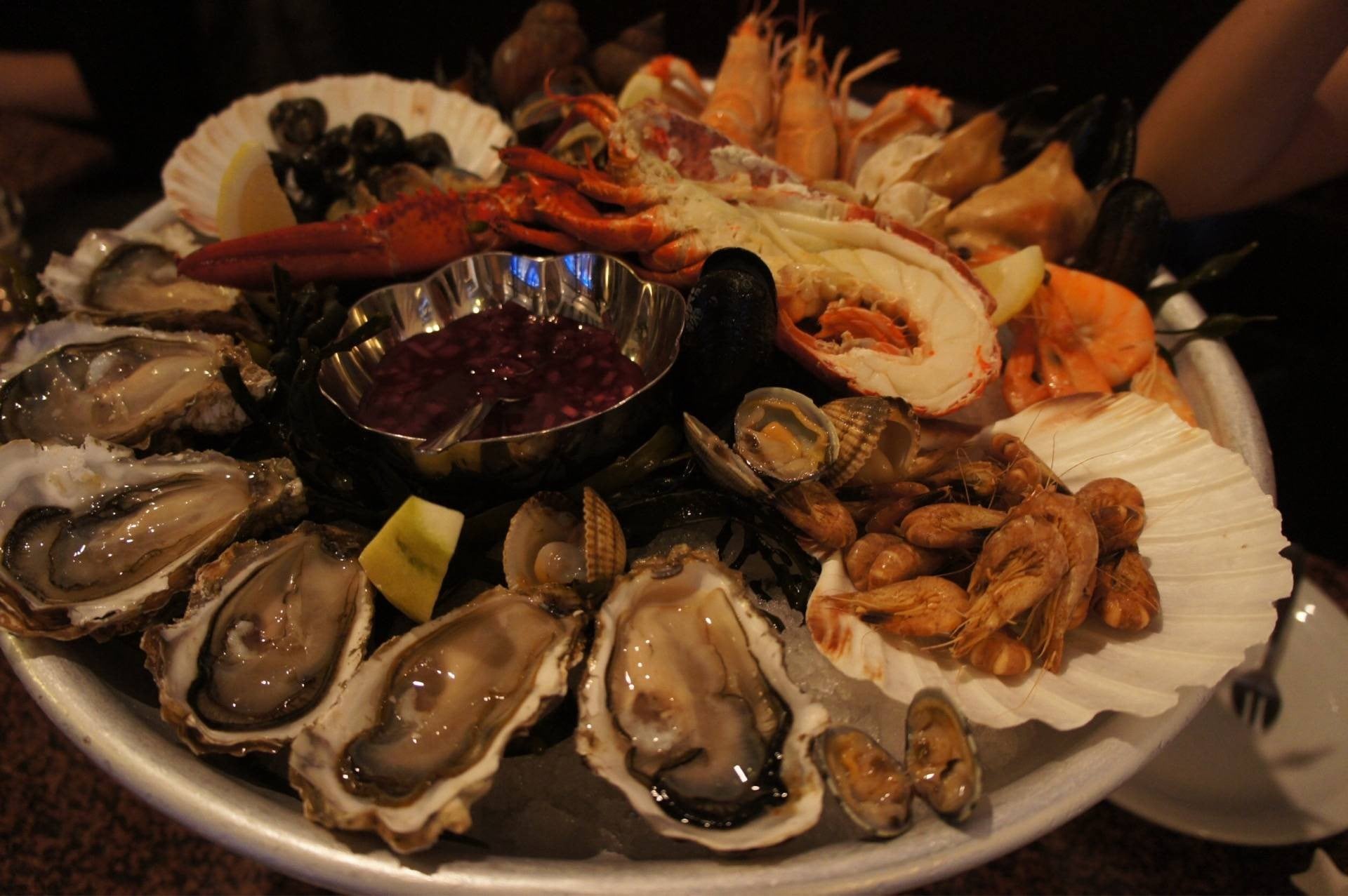 รีวิว Lucius Visrestaurant - Seafood Platter ดีมาก