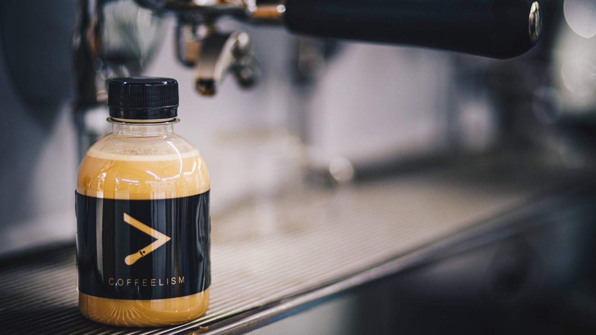 ร้าน Coffeelism ตลาดรวมทรัพย์ อโศก | รีวิวร้านอาหาร