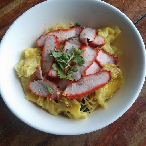 Shunhua Noodle (ชุนฮั๊วบะหมี่เกี๊ยว) ถนน จิระ(ตรงข้ามผัดไทยนางรอง ...