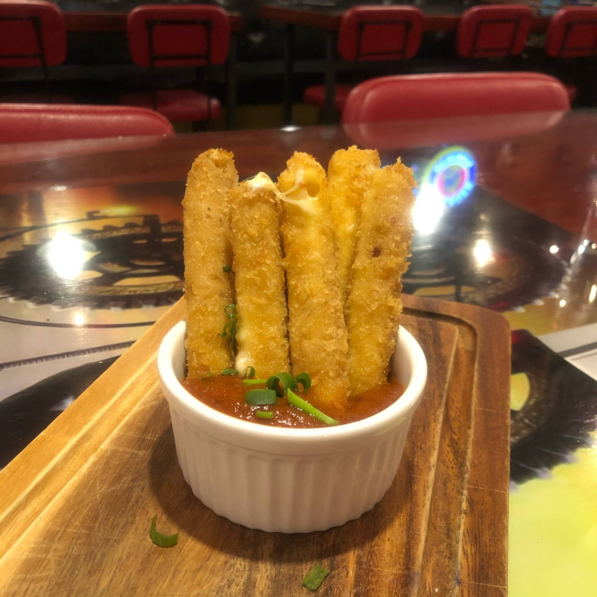 รีวิว Hungry Wolf's Steak & Ale House - Italian food - Wongnai