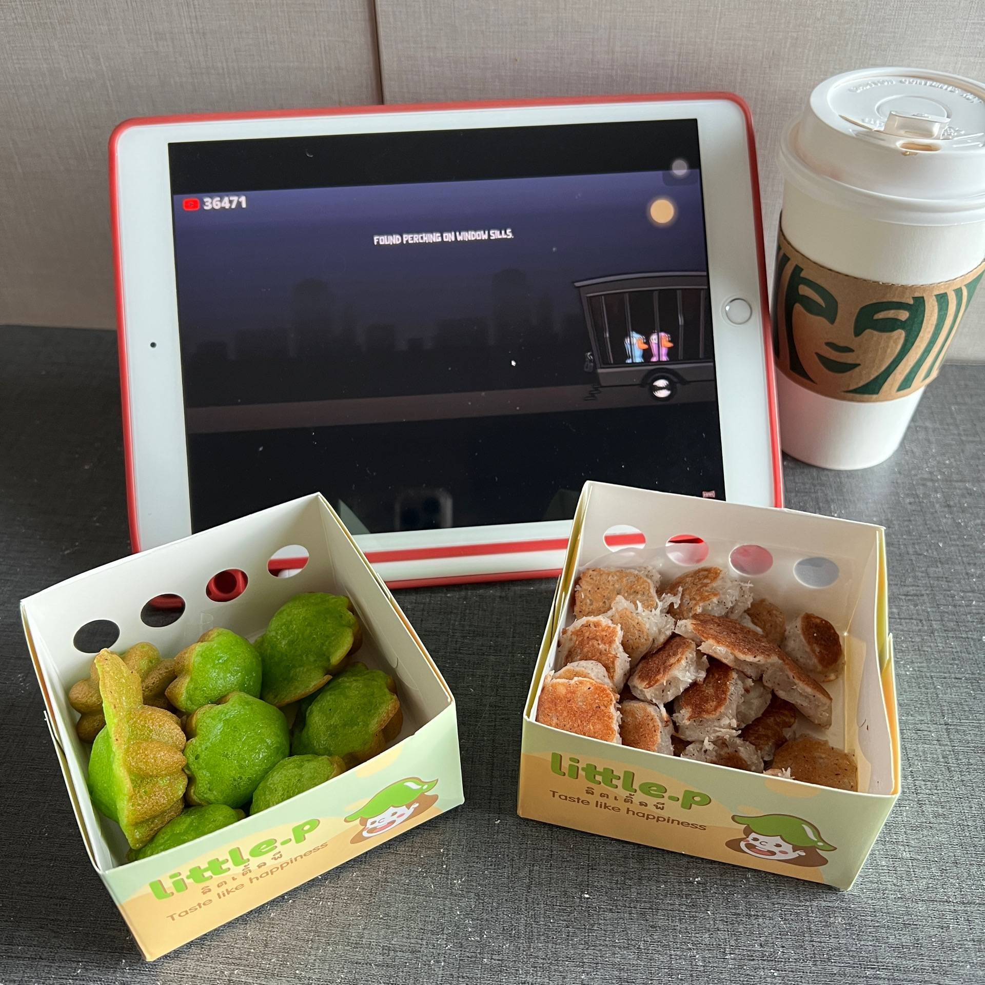 รูป Little.p ขนมครกใบเตย, บ้าบิ่นมะพร้าวอ่อน แป้งจี่ สามย่านมิตรทาวน์ ...