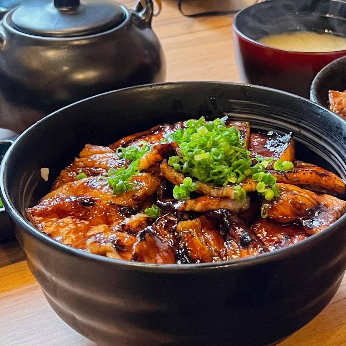 ข้าวหน้าหมูย่างไซส์มาตราฐาน ร้าน Ohachi Butadon สยาม - Wongnai