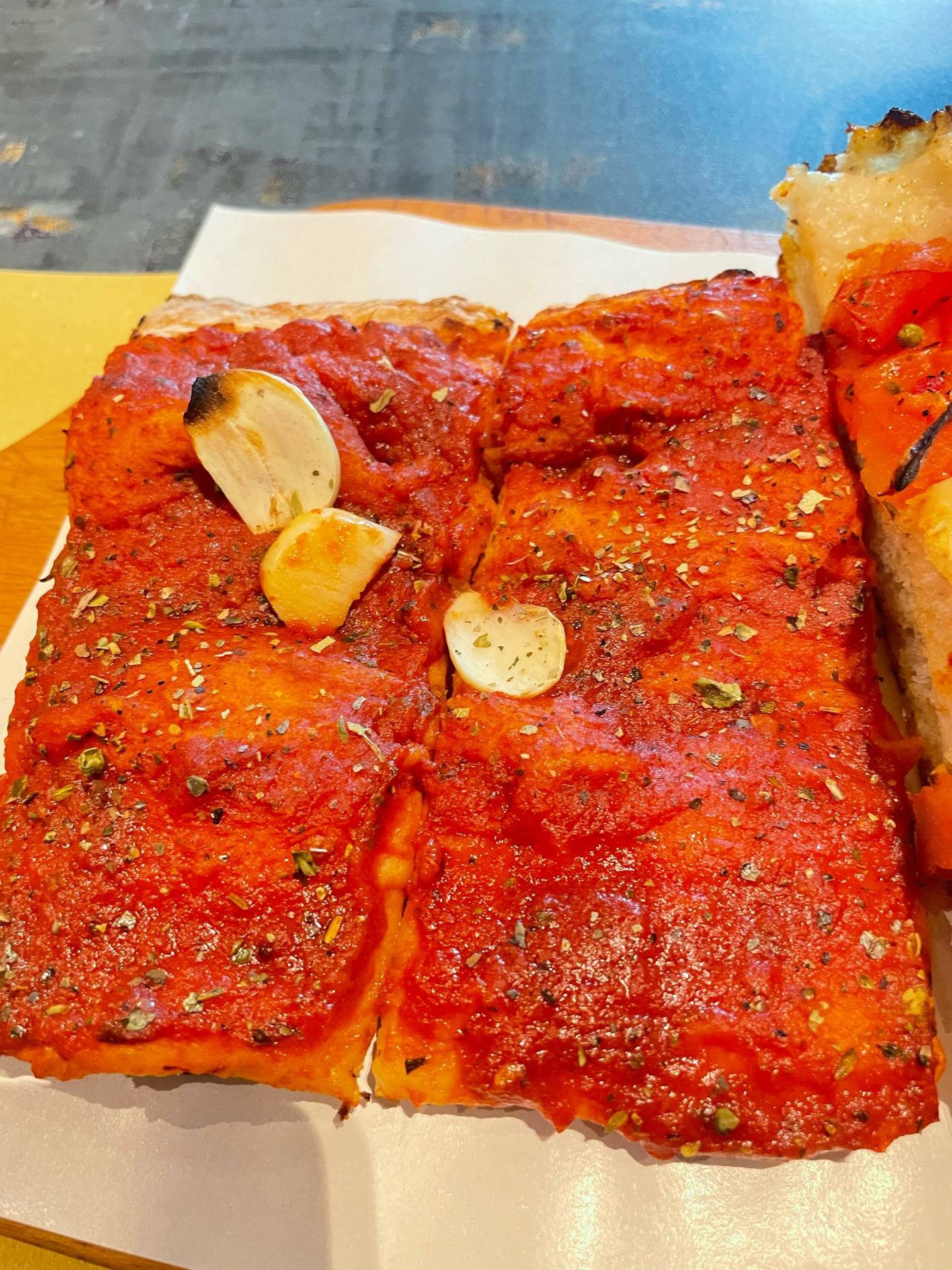 Pizza Marinara ร้าน Pala Pizza Romana MRT สุขุมวิท - Wongnai