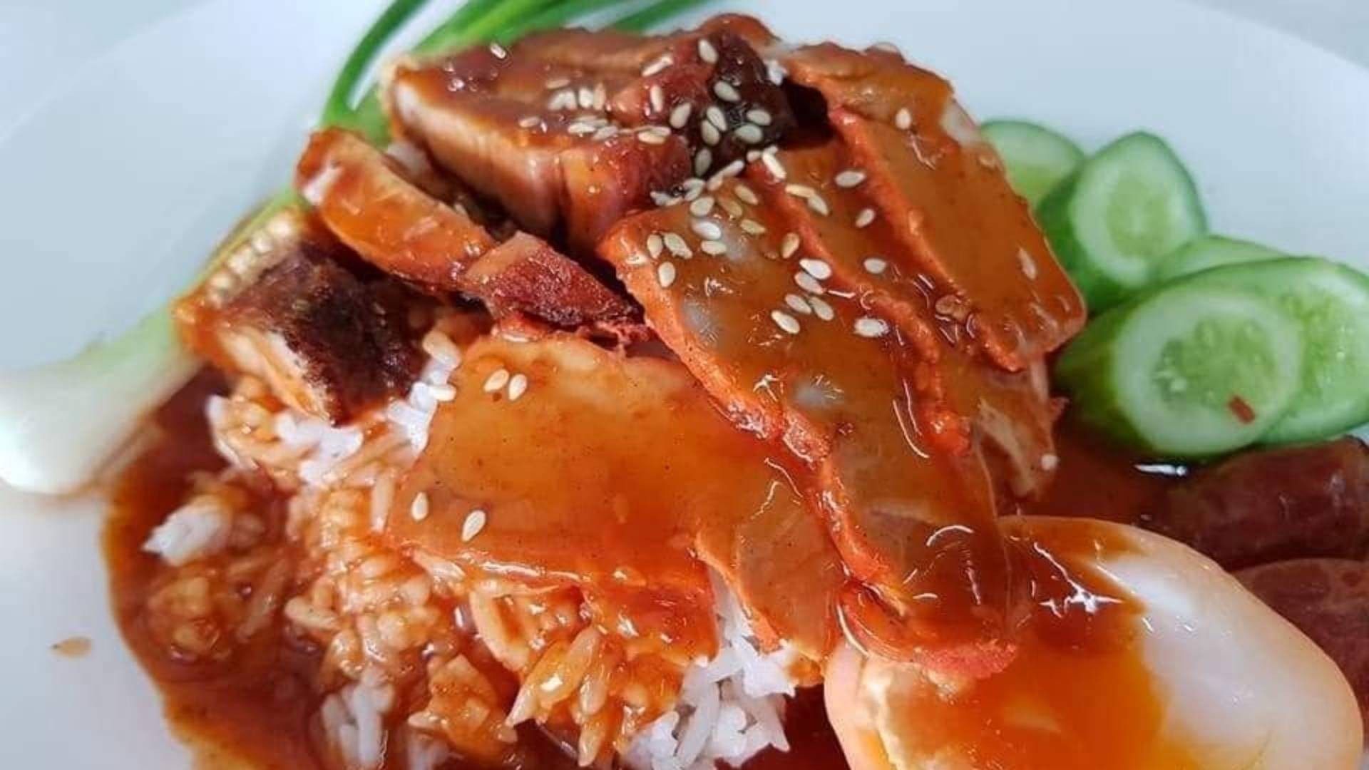 ย้ง - ข้าวหมูกรอบ หมูแดง Yong Moo krob - สั่งอาหารเดลิเวอรี | Wongnai x ...