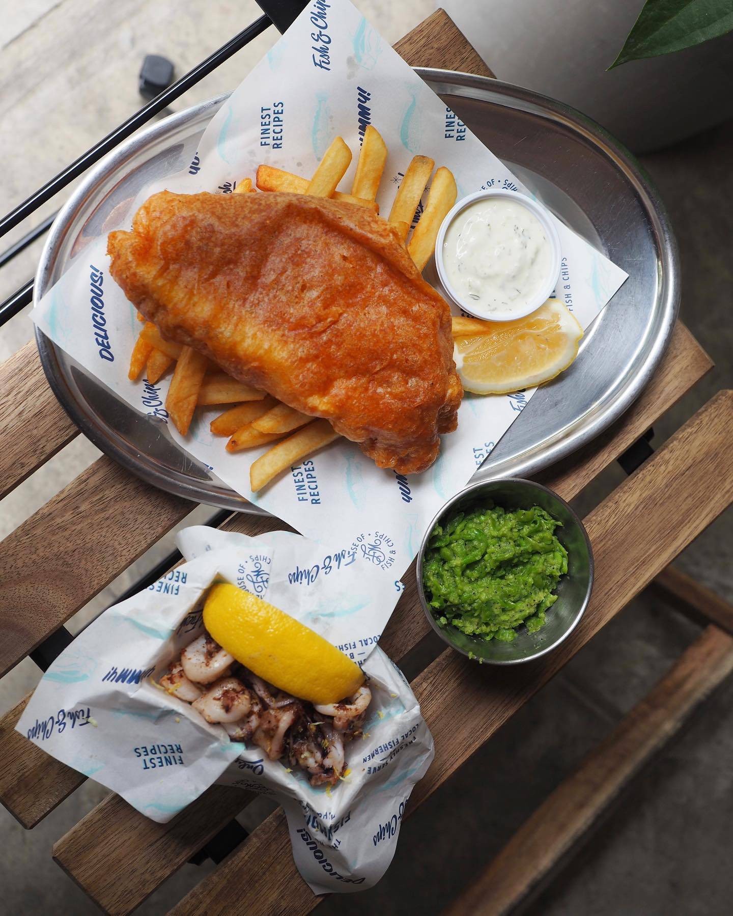 รีวิว Fishmonger - The House of Fish & Chips ถนนเพชรบุรี - ปลาชุบแป้งทอดอร่อยกิงกิง