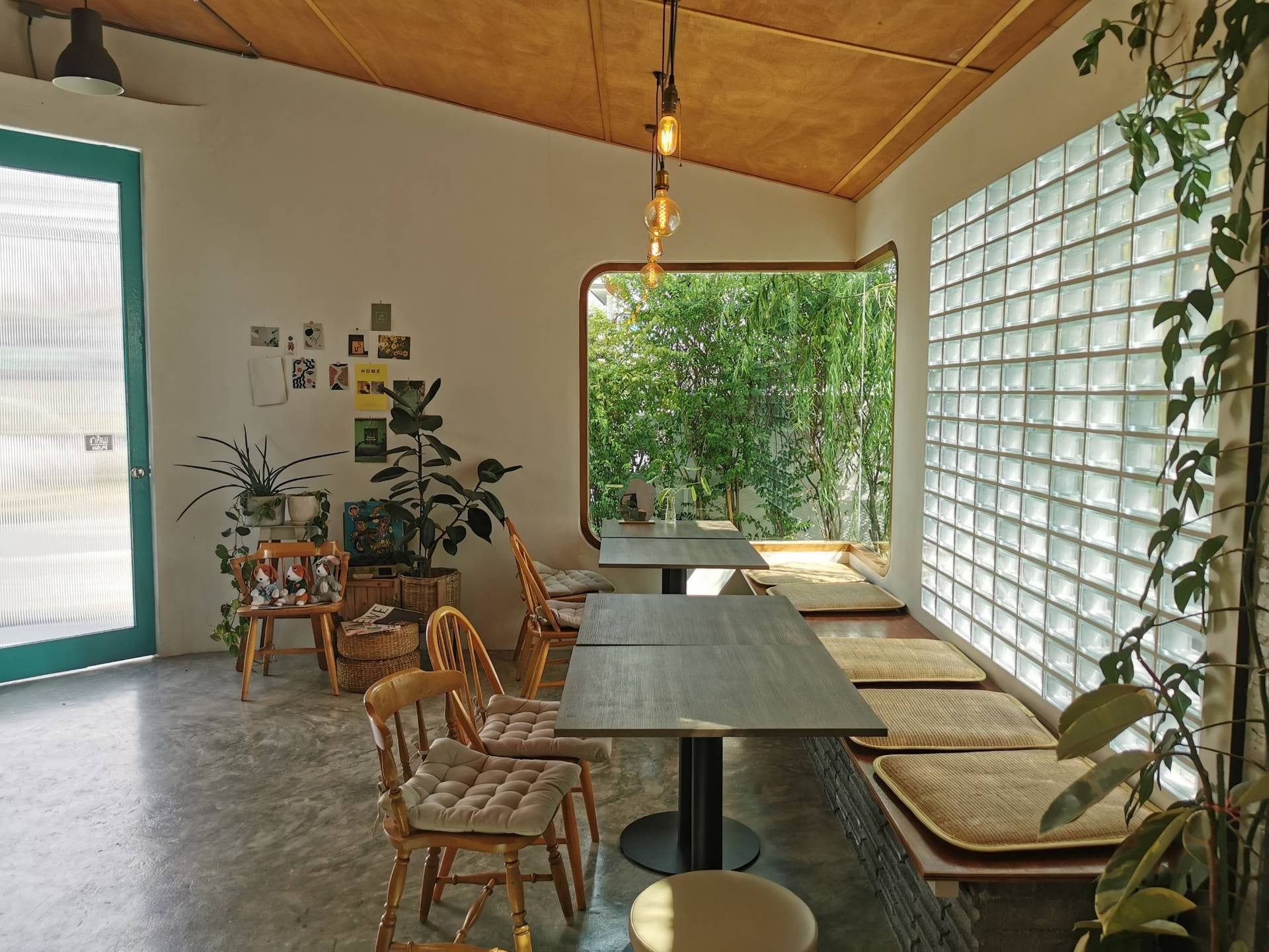รูป Blooming Cafe