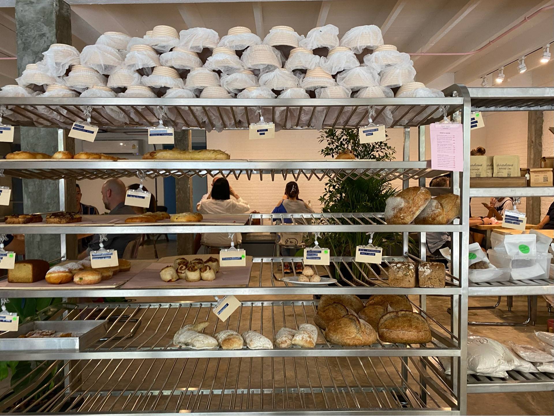 รีวิว LARDER BKK Sukhumvit 39 - คาเฟ่ โดยเชฟชาวโปแลนด์