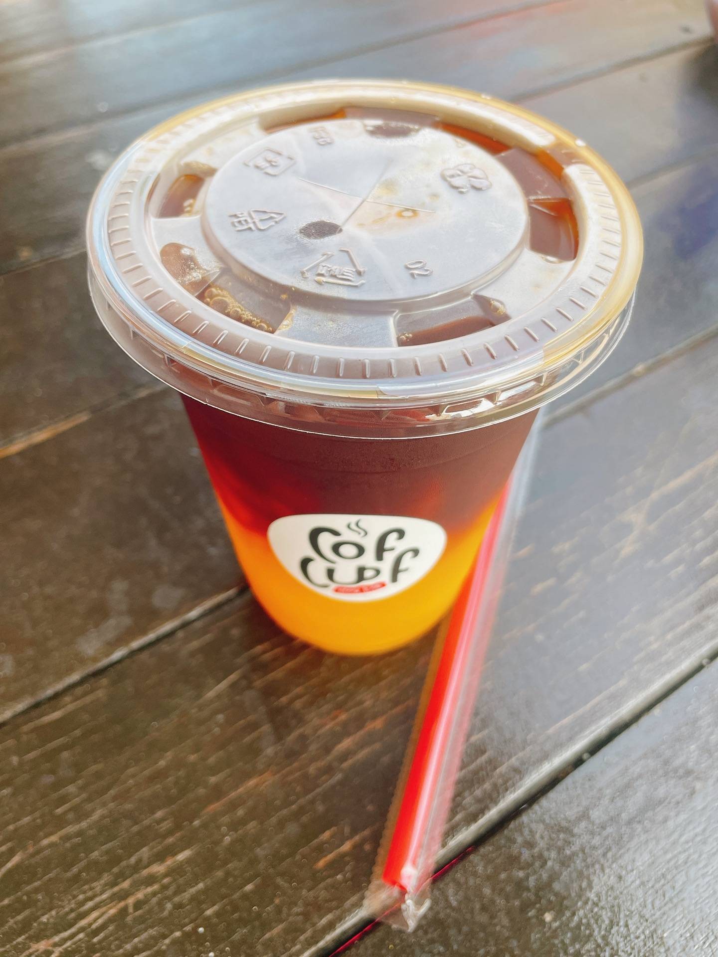 รีวิว Cof Cuf slow bar - ชอบๆ กาแฟไม่เข้มจนเกินไป น้ำส้มรสชาติก็โอเค ...