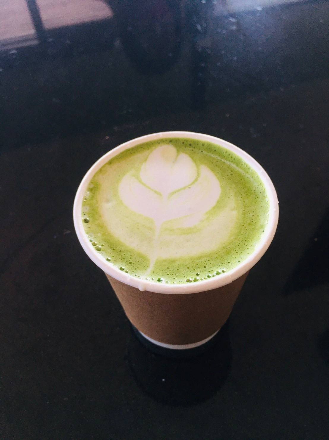 รีวิว The Lab Cafe' Shell.ชัยภูมิ.Bypass - ชอบบรรยากาศนั่งบาร์ดูบาริสต้าชงกาแฟ