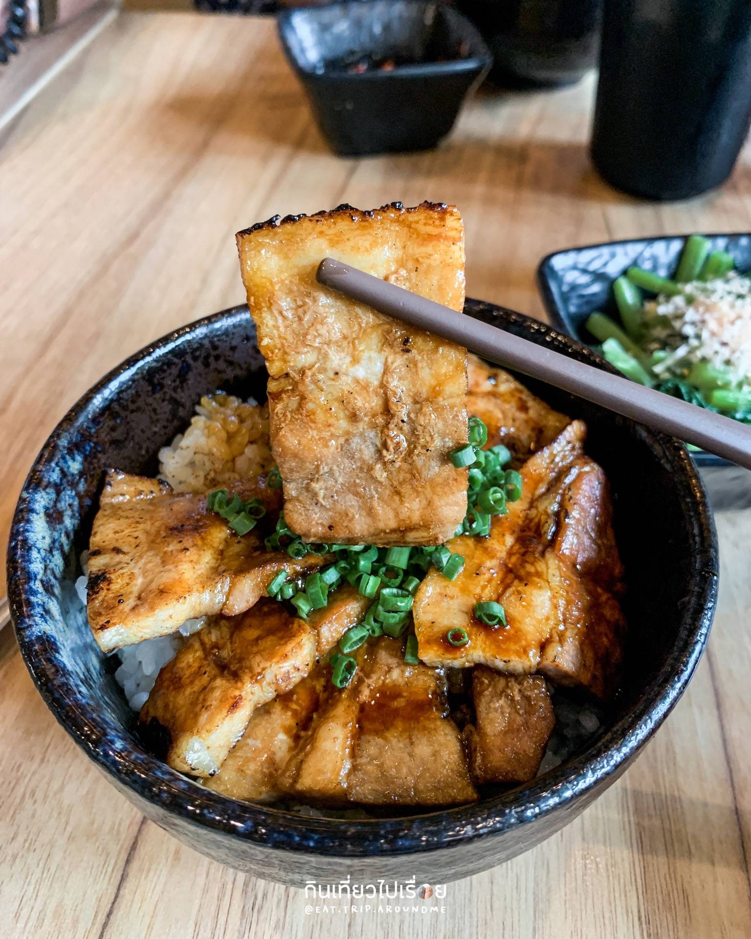 รูป Ohachi Butadon (สาขาอารีย์) อารีย์ - Wongnai