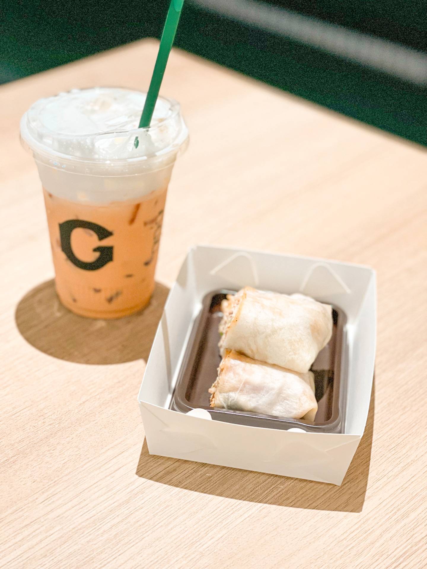 รีวิว Golden Place พระบรมมหาราชวัง - 📍 Golden Coffee at Grand Palace