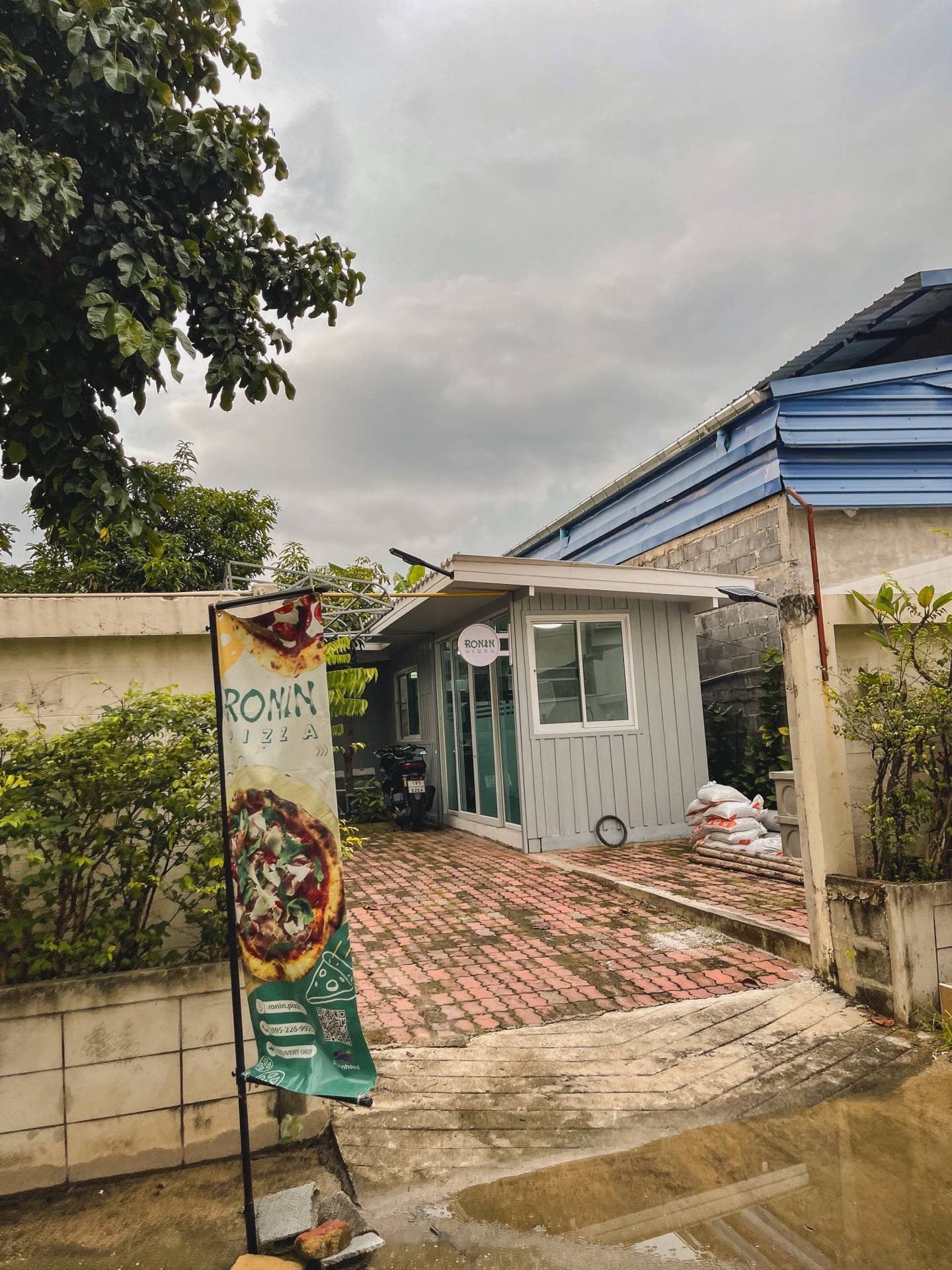 รูป Ronin pizza ลาดพร้าว 18
