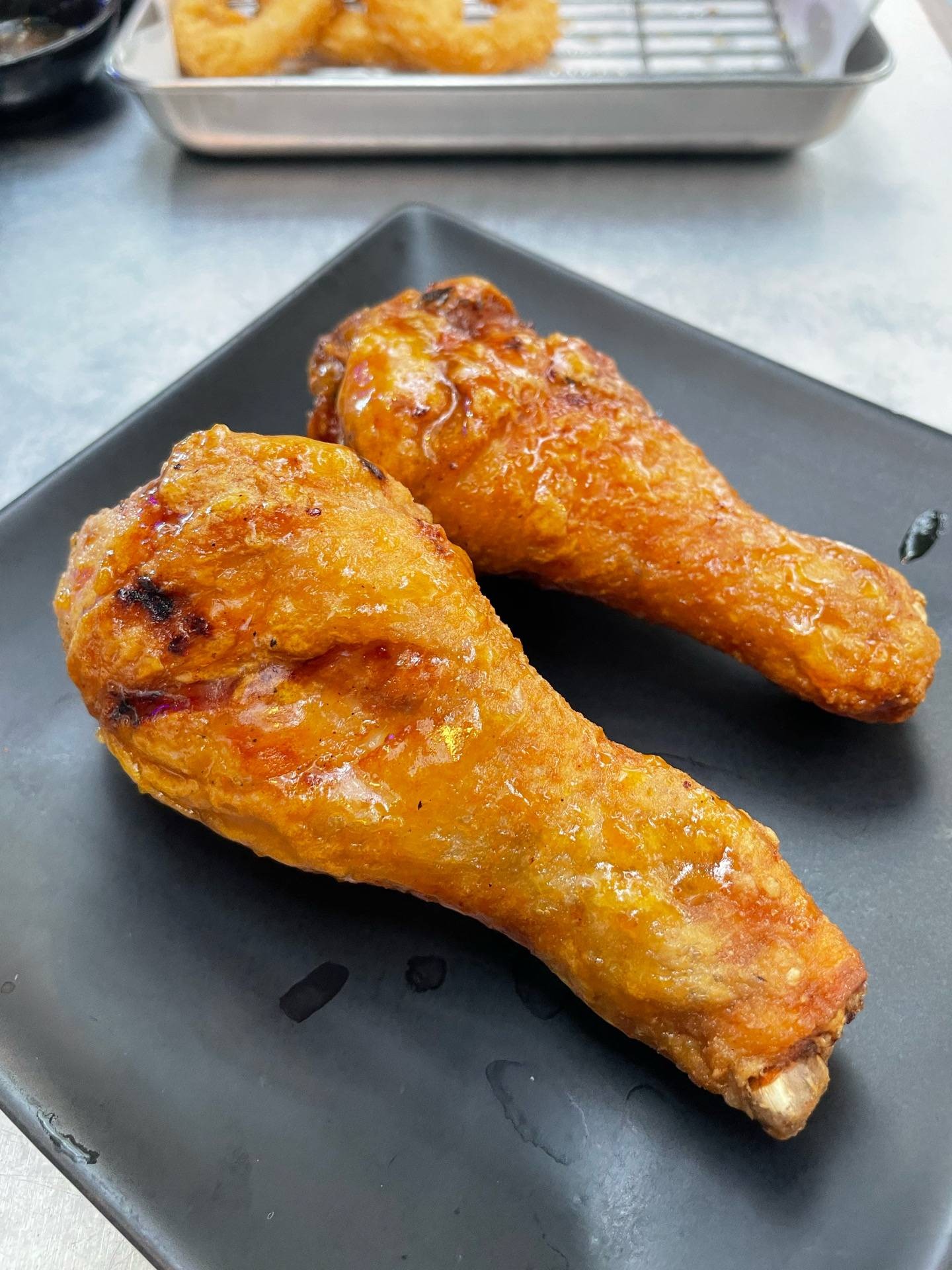 รีวิว Loyd's - Fried chicken is the core thing