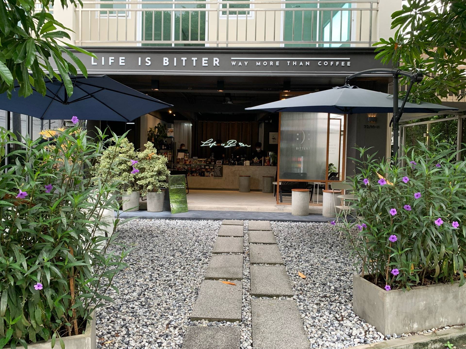 รีวิว Life is Bitter, way more than coffee - ร้านกาแฟลับๆทางลงตลาดเก่า ...