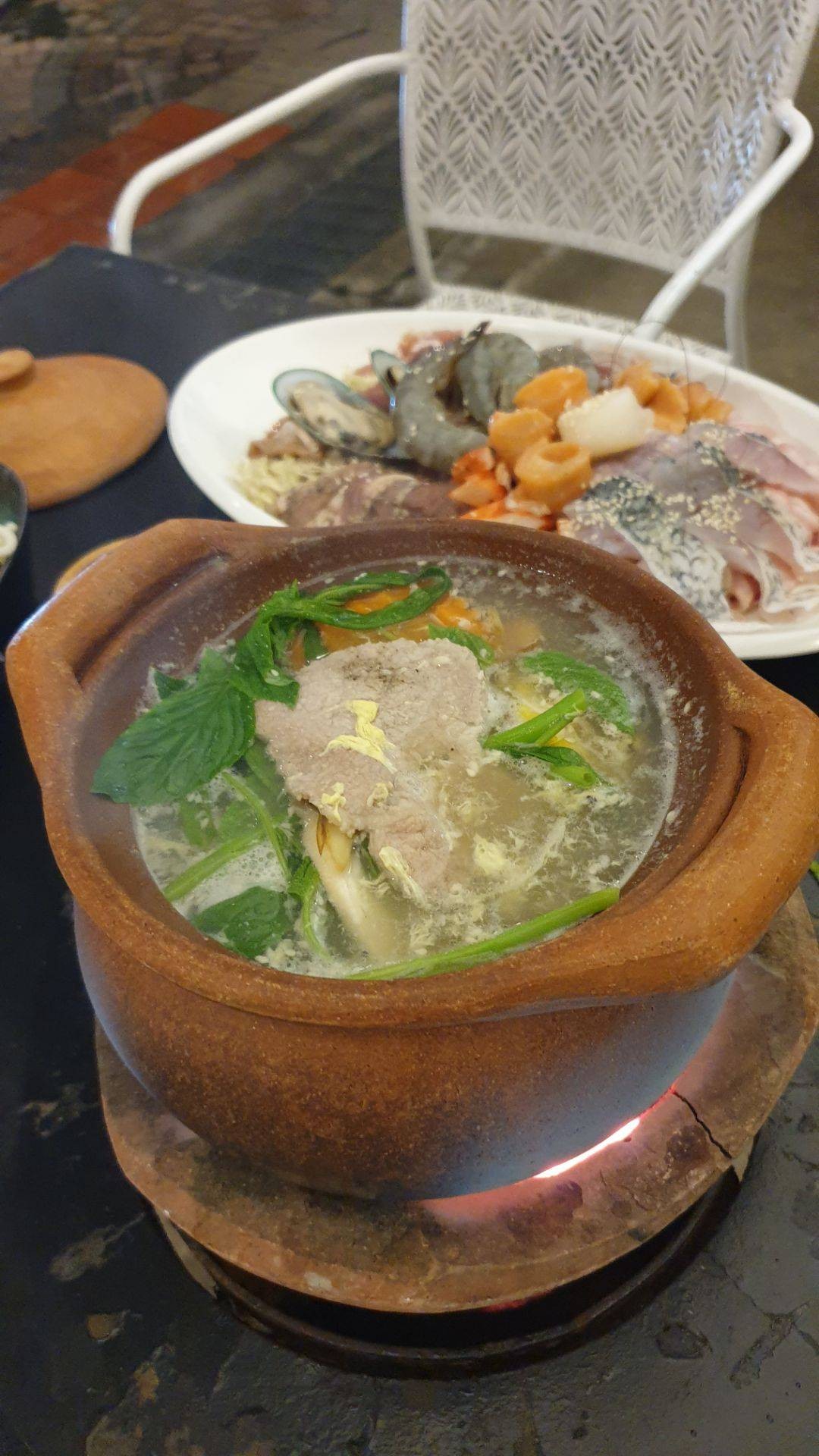 ชุดจิ้มจุ่มสุดอลังการ ร้าน Isan Jim Joom