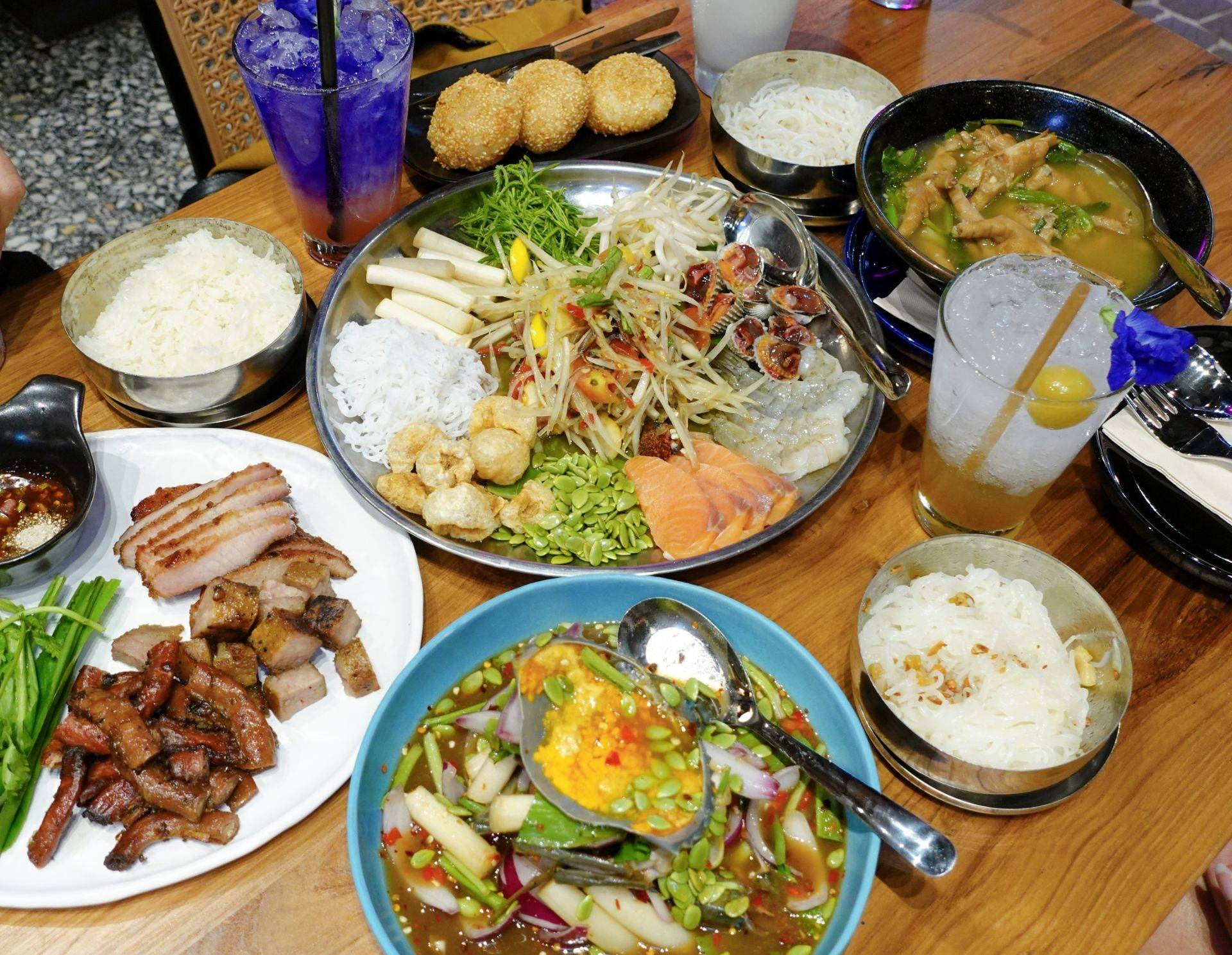 รูป Burn busaba เซ็นทรัลเวิลด์