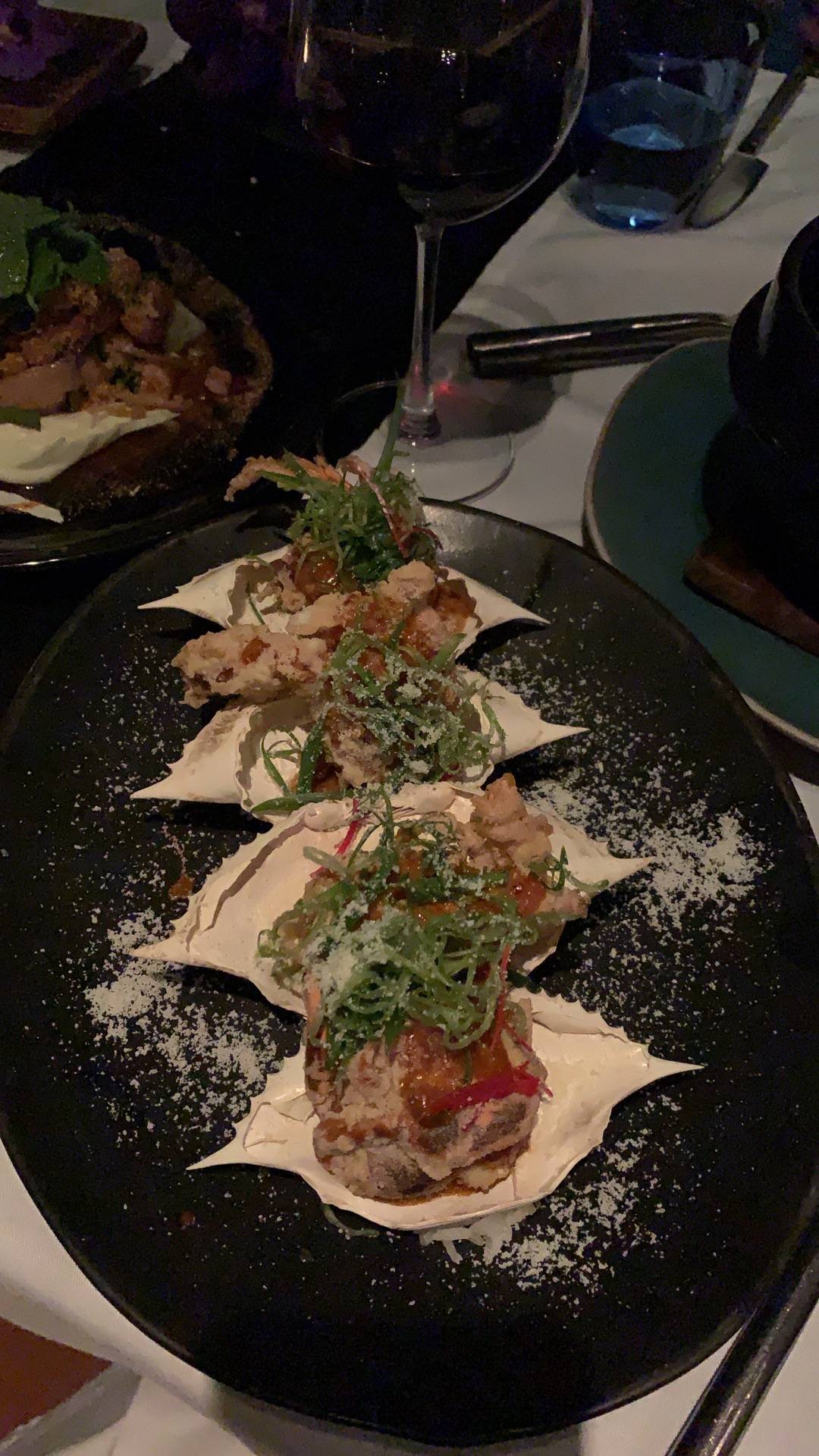 รูป Issaya Siamese Club