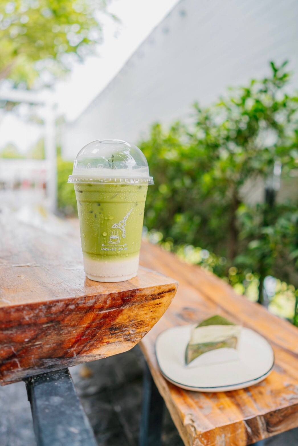 รีวิว Chada Café and bar สาขา1 - ชาเขียวอร่อย อาหารอร่อย มุมถ่ายรูปน่ารัก