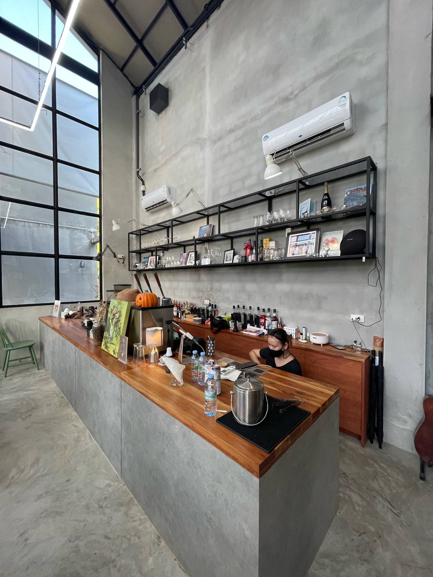 รูป Lost Table Brew & Eatery - Wongnai