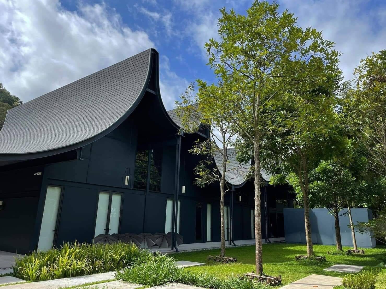 รีวิว Hotel Labaris Khao Yai - หลังคาทรงแปลกตาเอกลักษณ์ โดดเด่นไม่เหมือนใคร