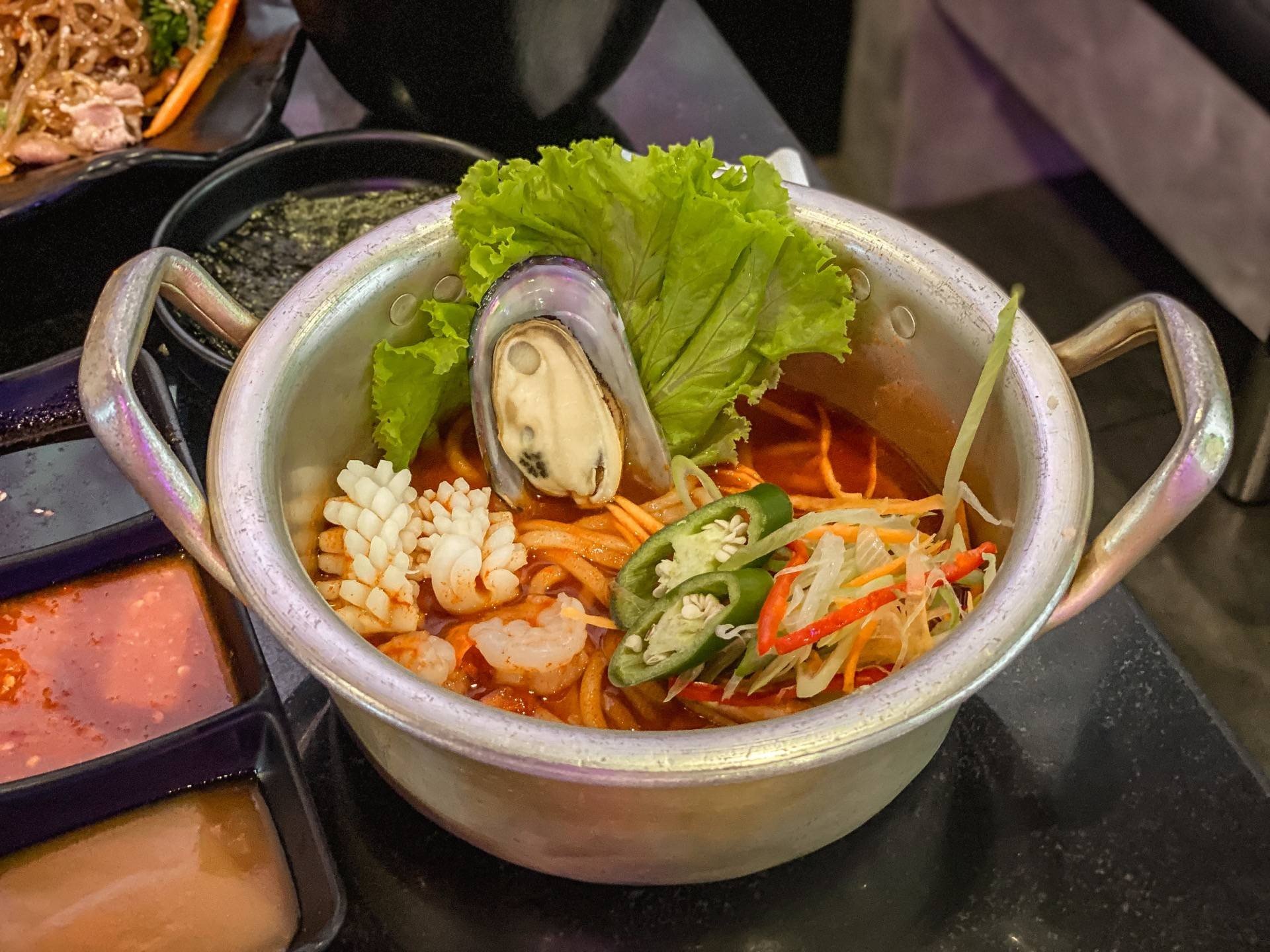 รูป Hongdae BBQ Buffet Siam Square One - Wongnai