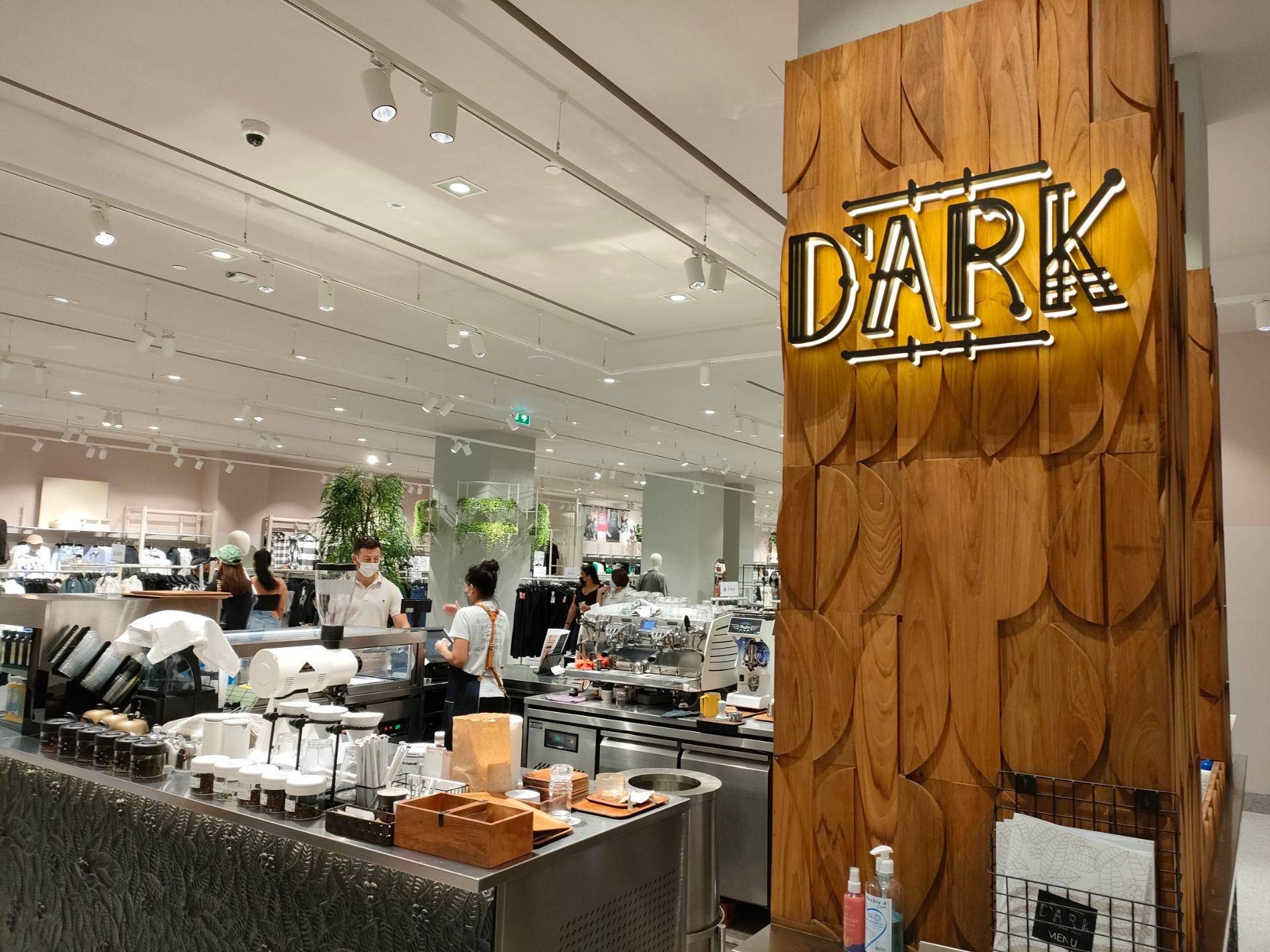 รูป Dark Cafe Centralworld