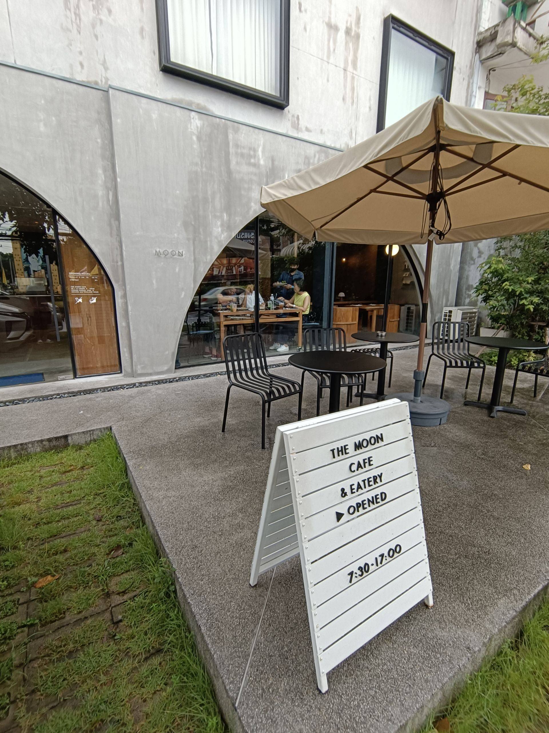 รีวิว MOON cafe & eatery - มื้อเข้ากับสุขภาพ - Wongnai