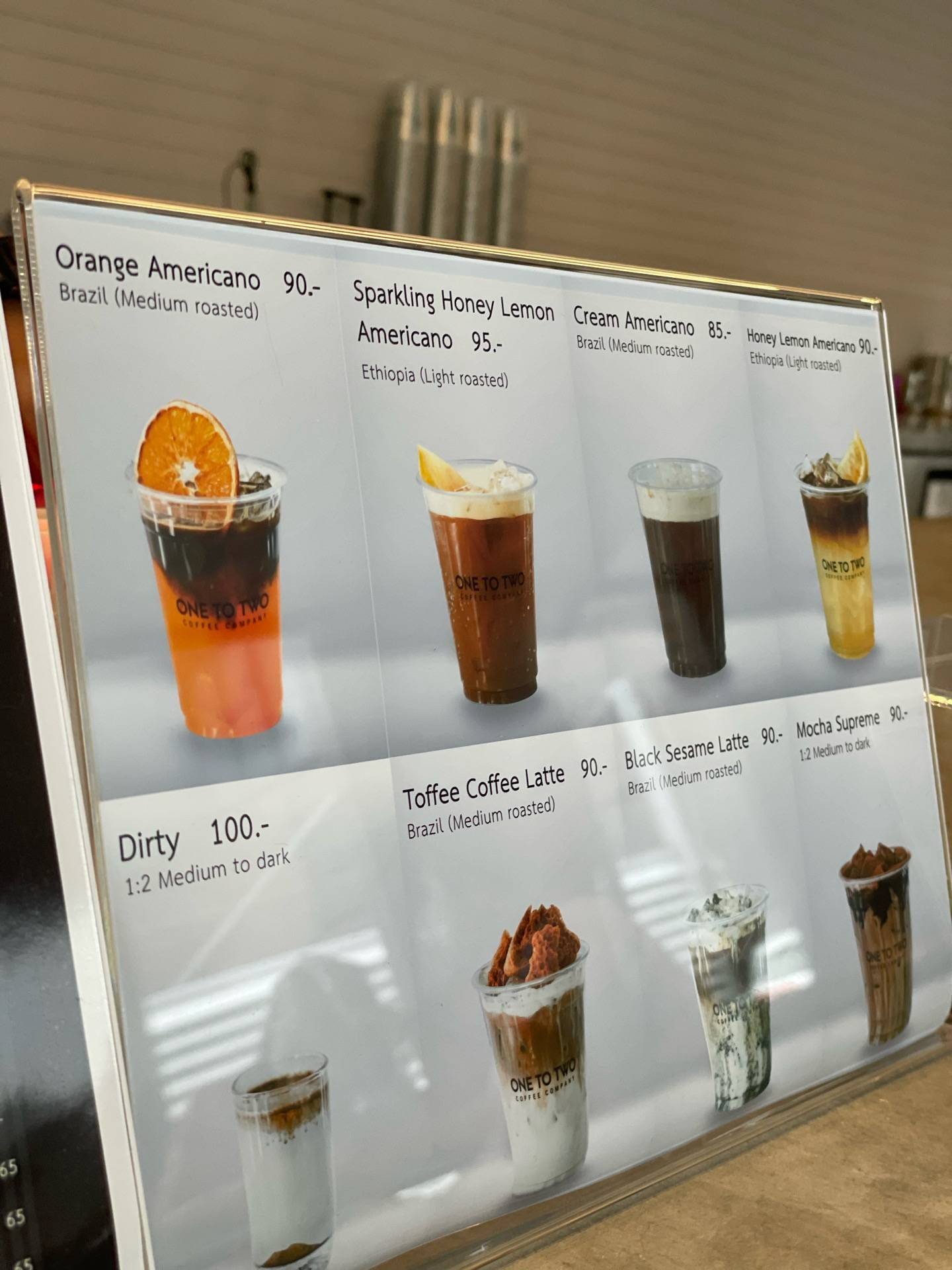 รูป 1:2 coffee (1:2 คอฟฟี่ ) สาขา Roastery (นาคนิวาส16)