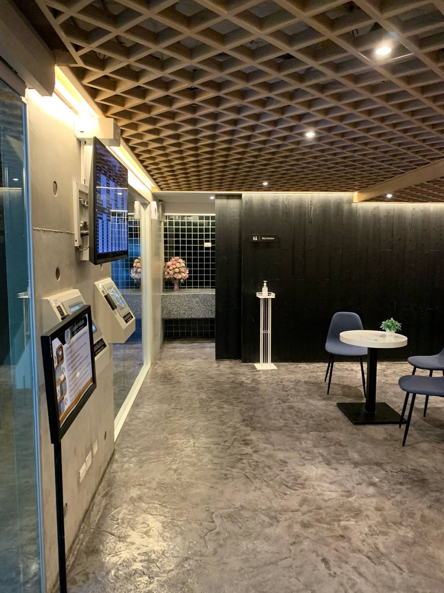 รีวิว T-One - วันนี้ขอรีวิวระบบการจอดรถของที่นี้