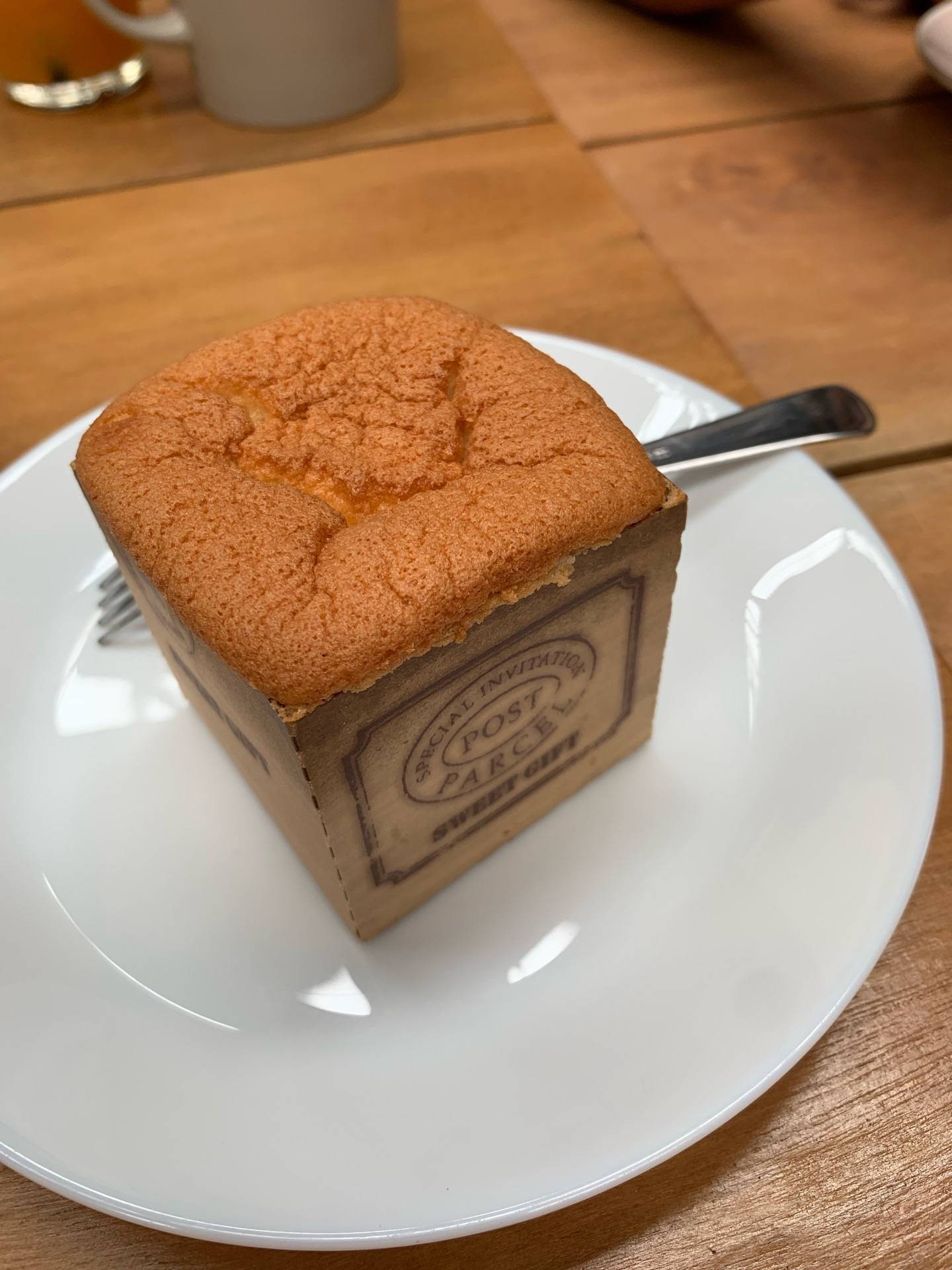 Coconut chiffon ร้าน คาเฟ่เคโอบี Homegrown X Café K.O.B - Wongnai