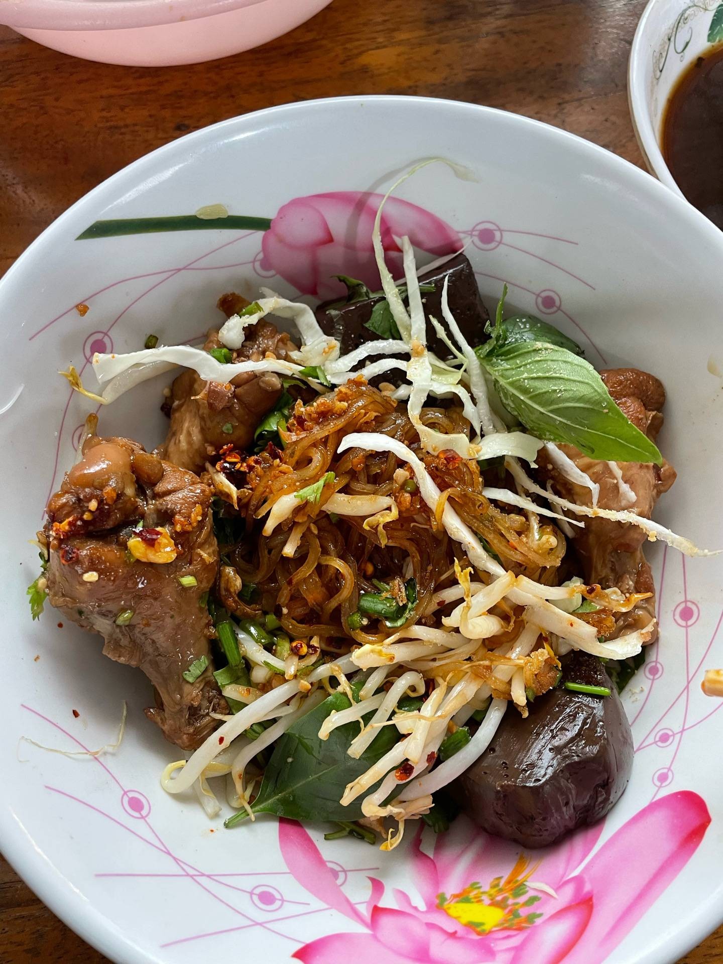 รูป ก๋วยเตี๋ยวไก่เจ๊แดง เซ็นทรัลลาดพร้าว