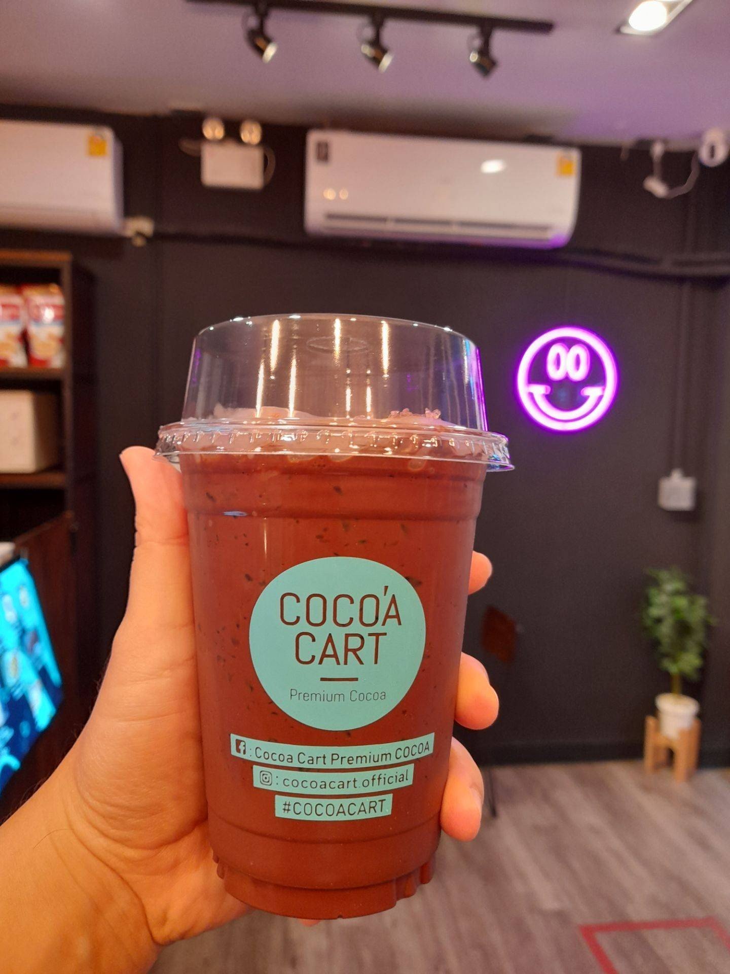 รีวิว Cocoa Cart Garage Cafe Kaset - ร้านนี้เหมาะกับสายโกโก้ มีเมนู ...