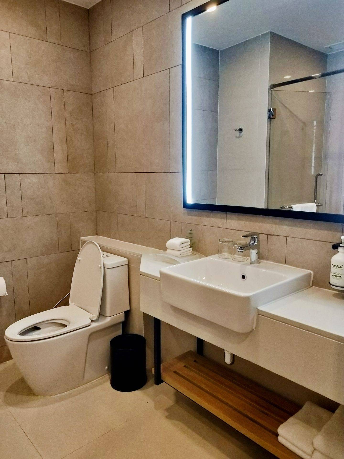 รูป Holiday Inn & Suites Sriracha Laemchabang