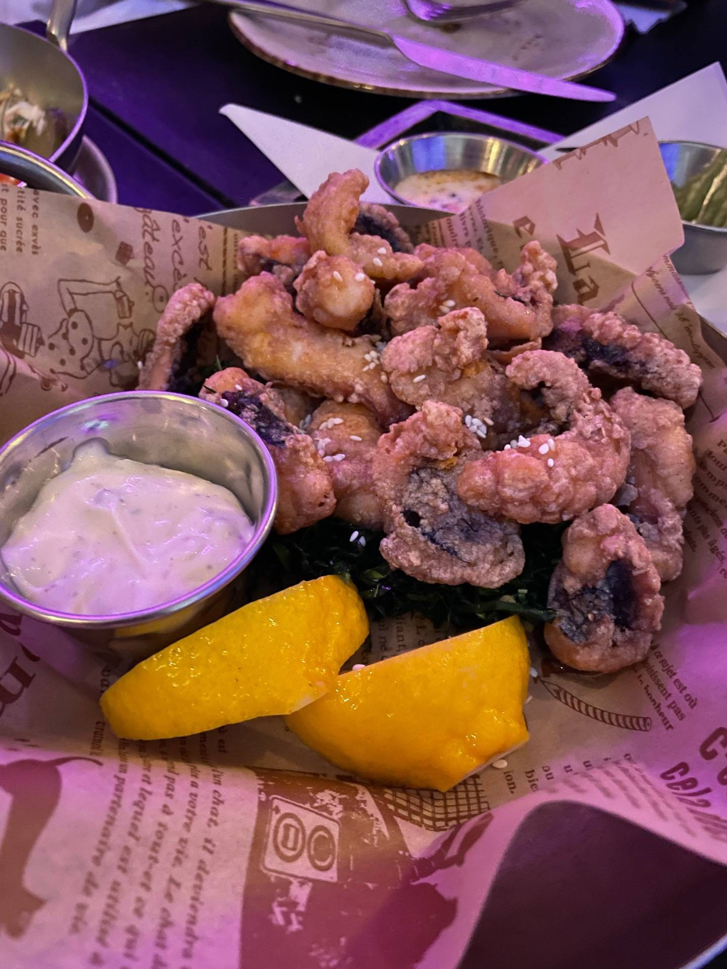 Octopus fries ร้าน Escape Bangkok Emquartier