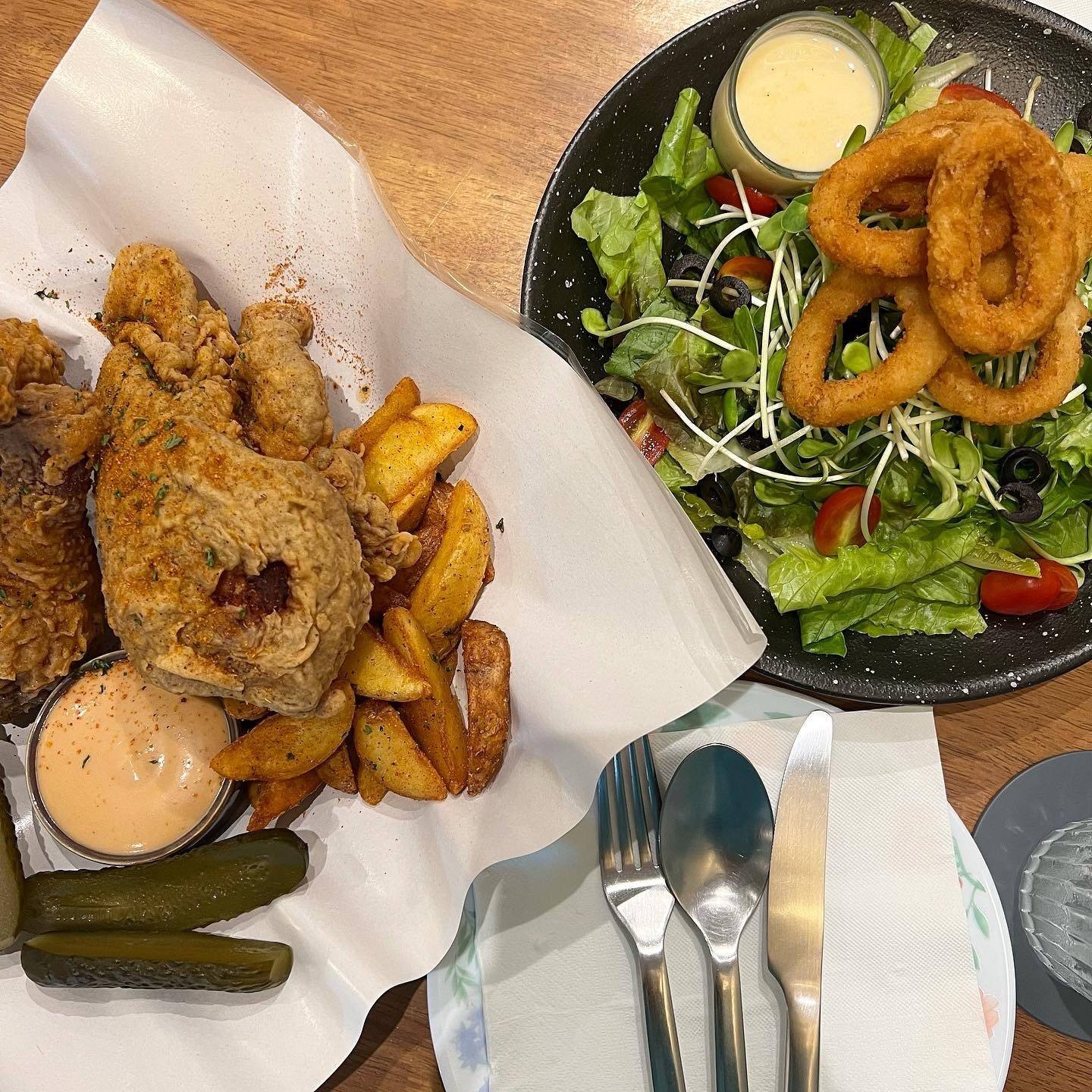 รีวิว Henryfry : fried chicken & housemade food. - Henryfry ไก่ทอดโฮมเม ...